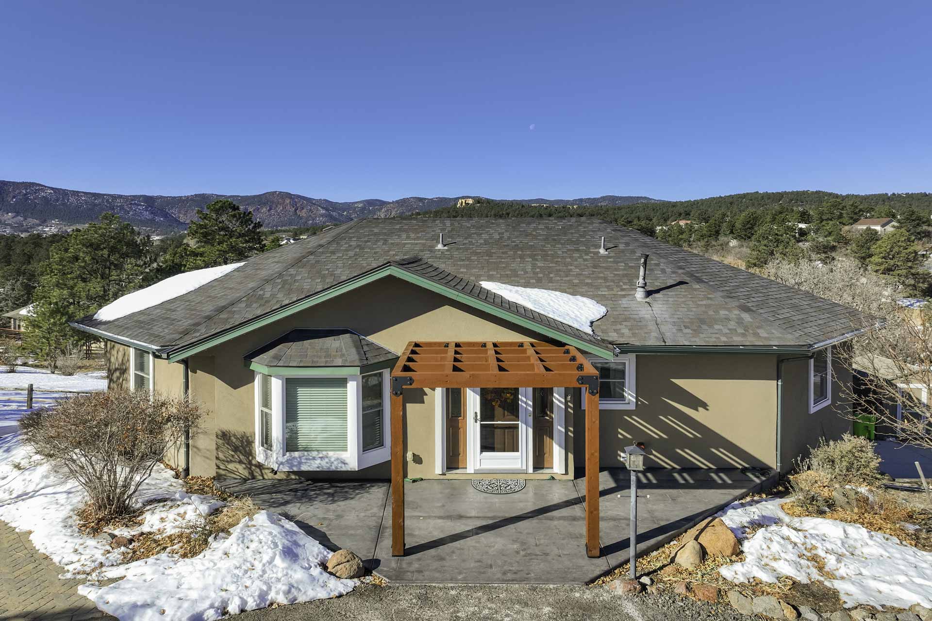 2350 Centennial Way presented by Anna Boltjes – FēD