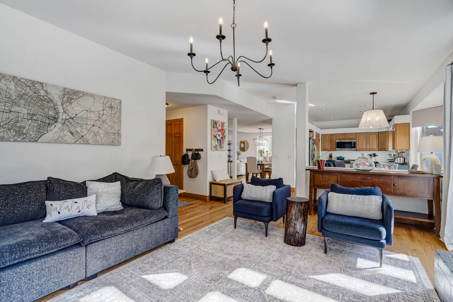 5990 Farthing Dr presented by Katrina Hegeman – FēD