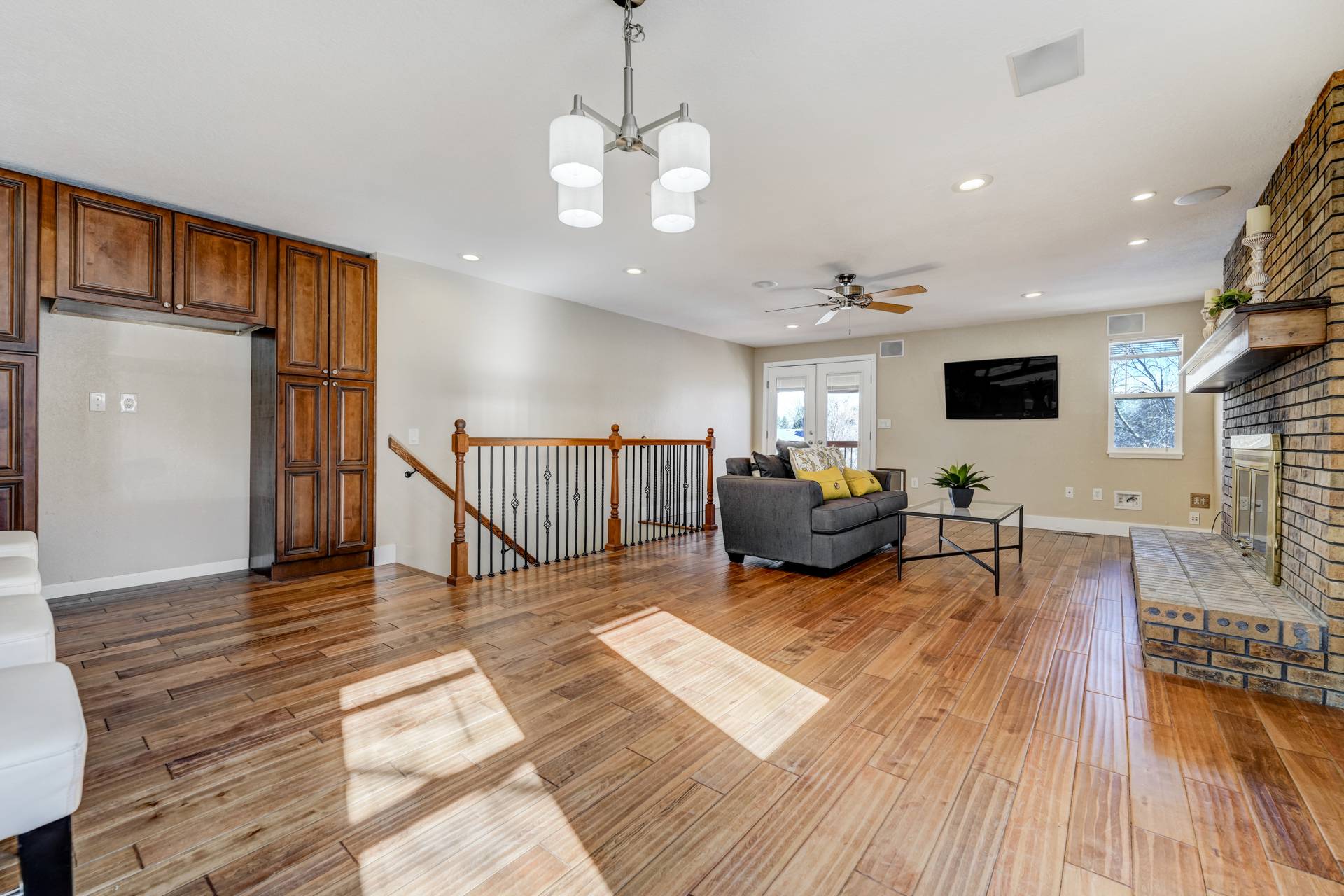 7338 S Yukon Ct presented by Alex Gaitan – FēD
