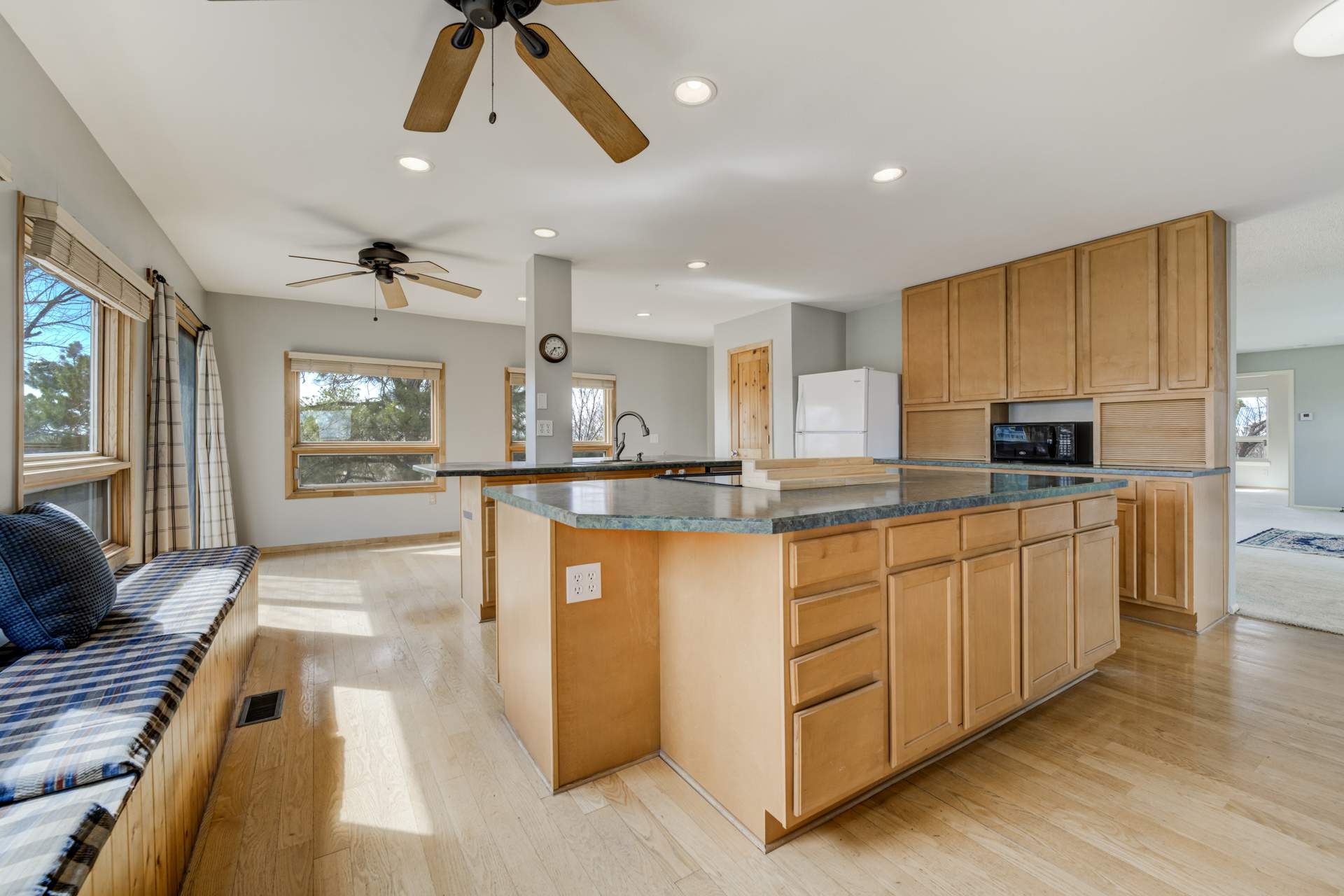 44626 Lariat Trail – FēD