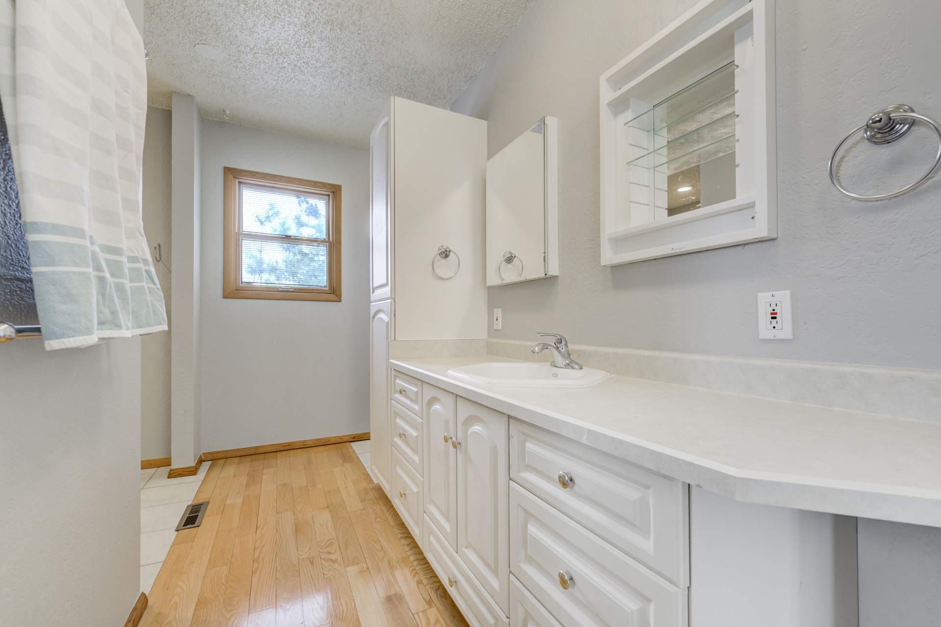 44626 Lariat Trail – FēD