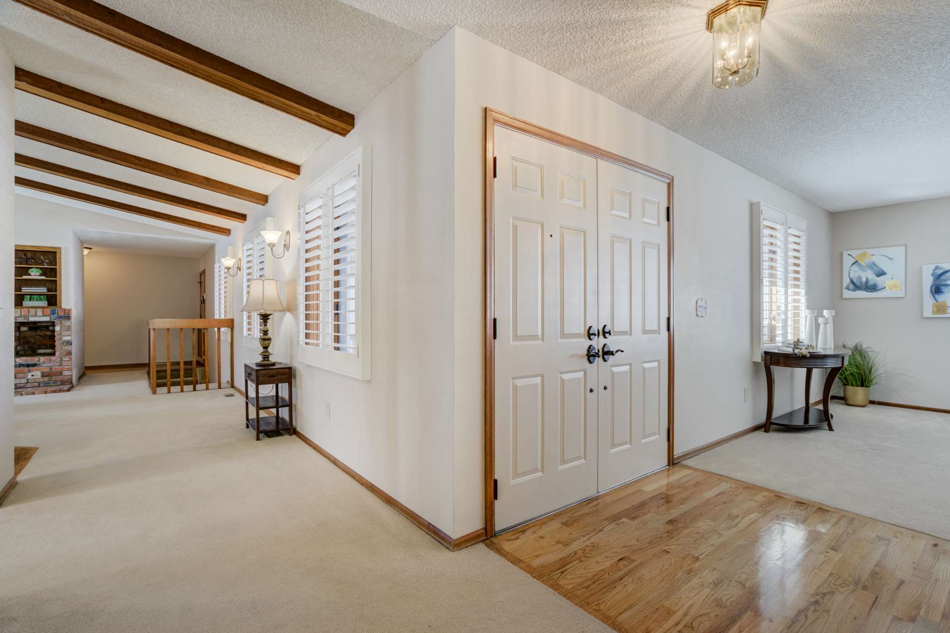 2535 Fairway Dr presented by Lynn Rivera – FēD