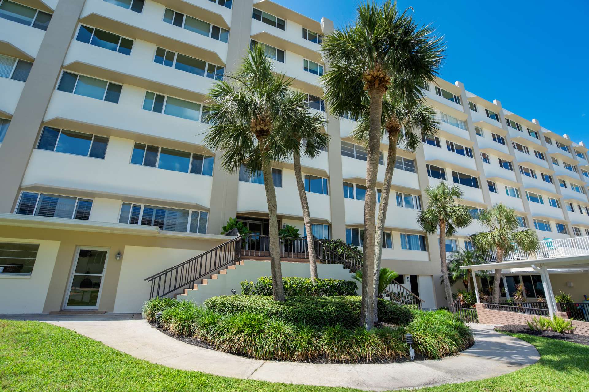 100 Bluff View Dr #405A – FēD