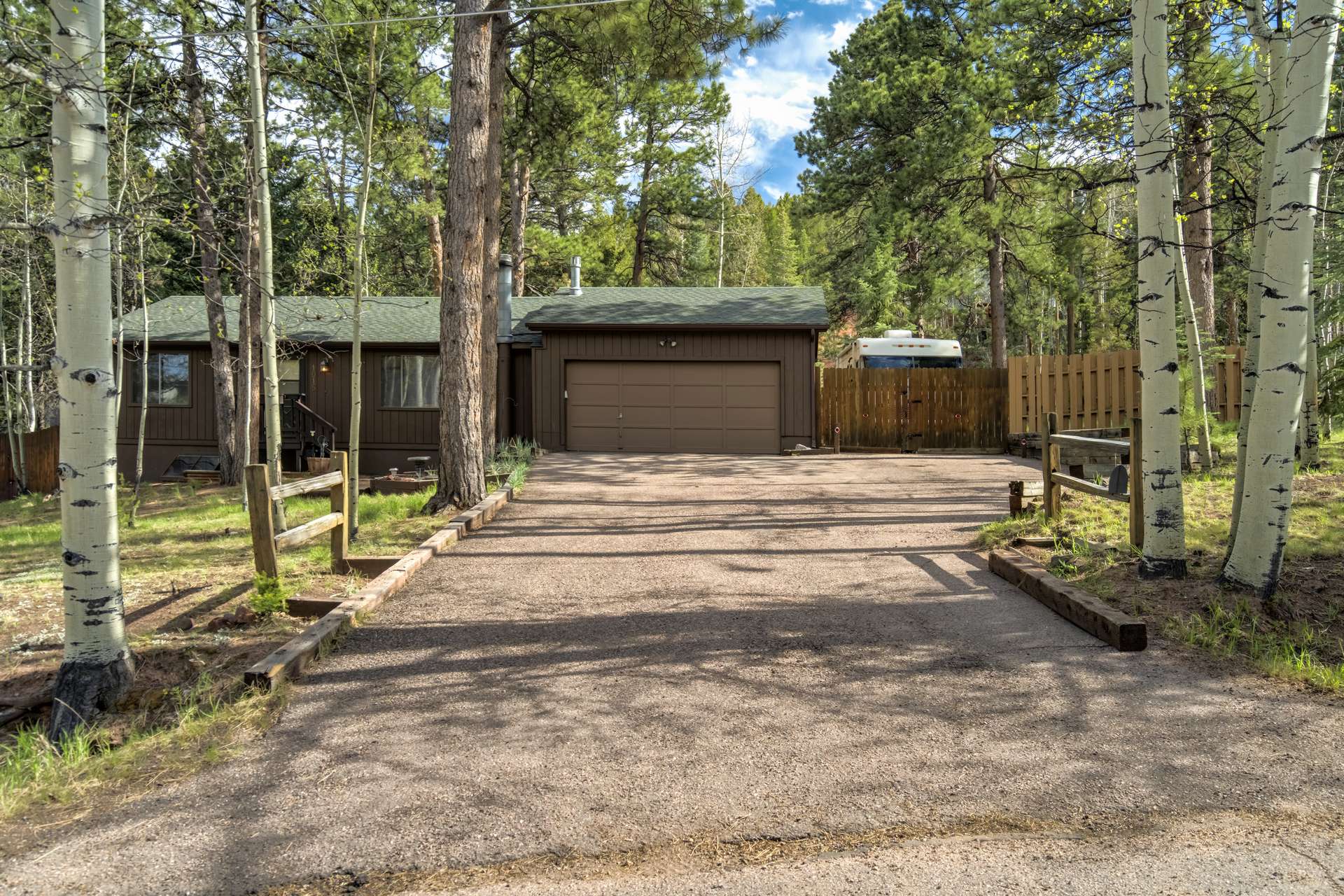 1015 Lafayette Ave presented by Skip Howes – FēD