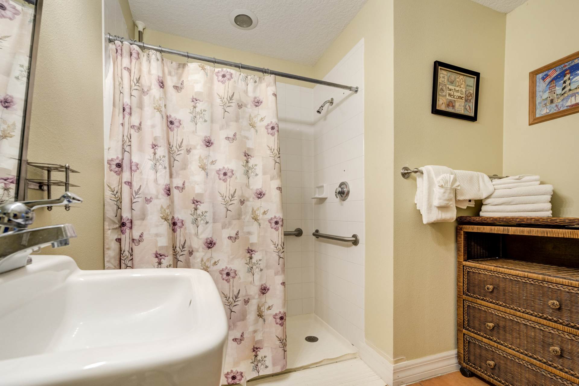 13235 Gulf Ln Unit 402 – FēD
