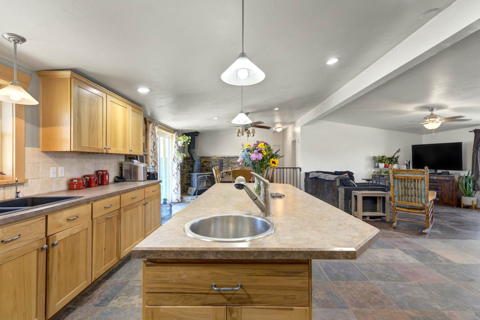 3235 S Meridian Rd presented by Sarah McGarry – FēD