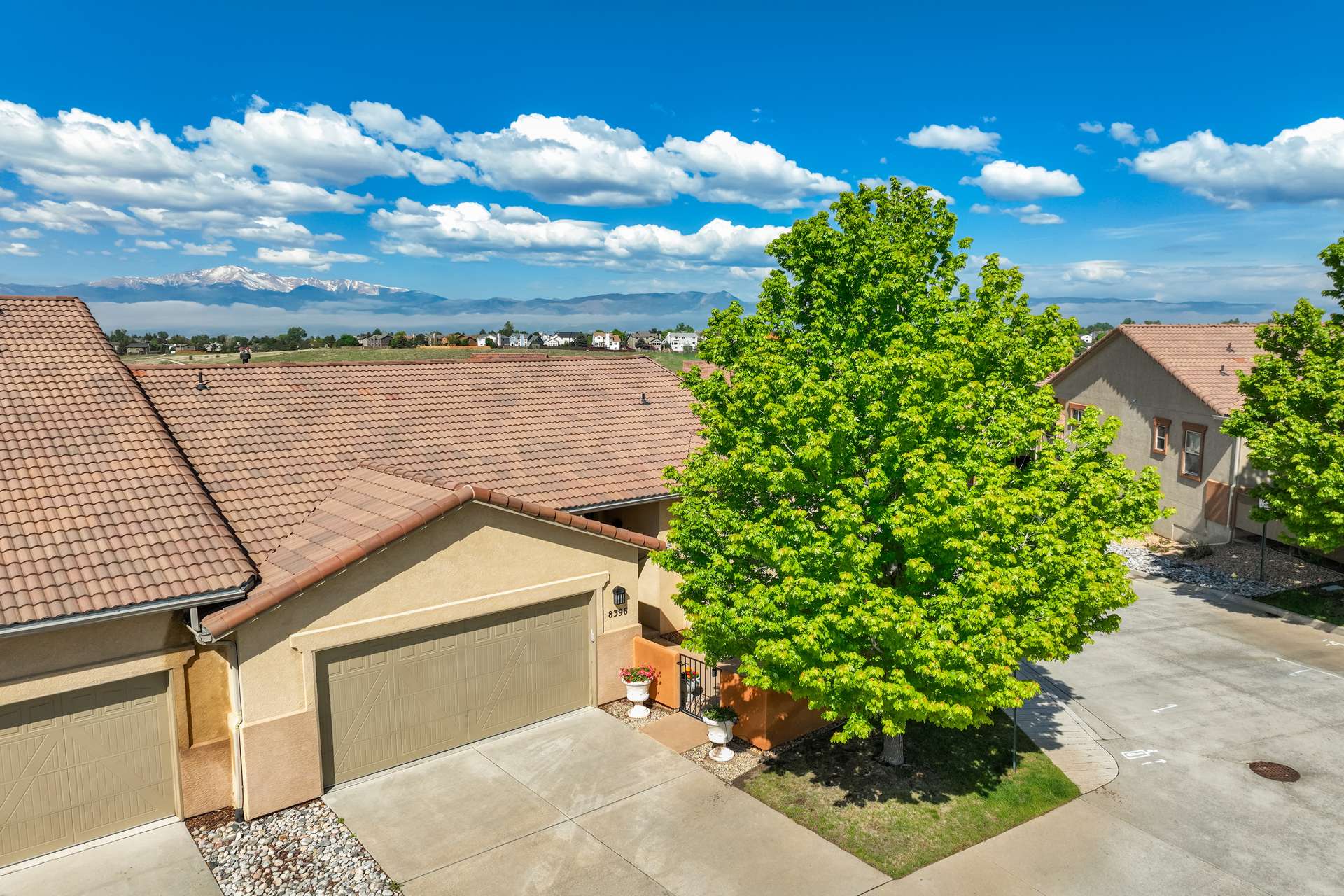 8396 Snow Cap View presented by Behr & Behr – FēD