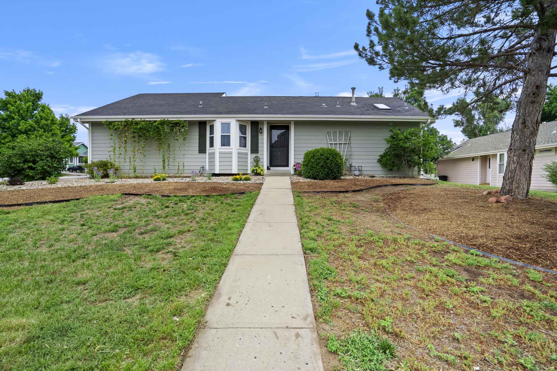 8313 Scarborough Dr presented by Lynn Rivera – FēD