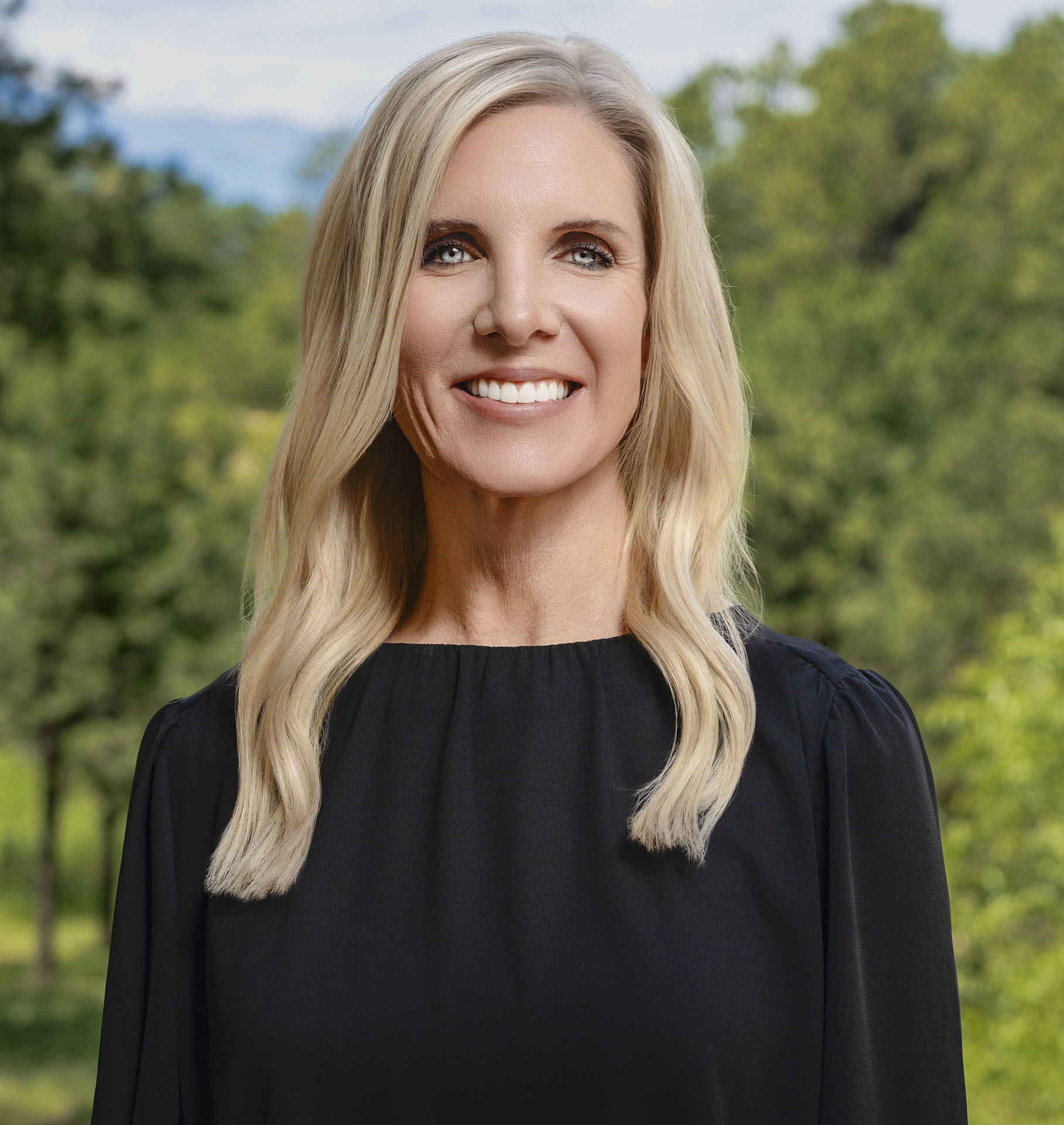 Holly Quinn & Associates: Family presented by Holly Quinn – FēD