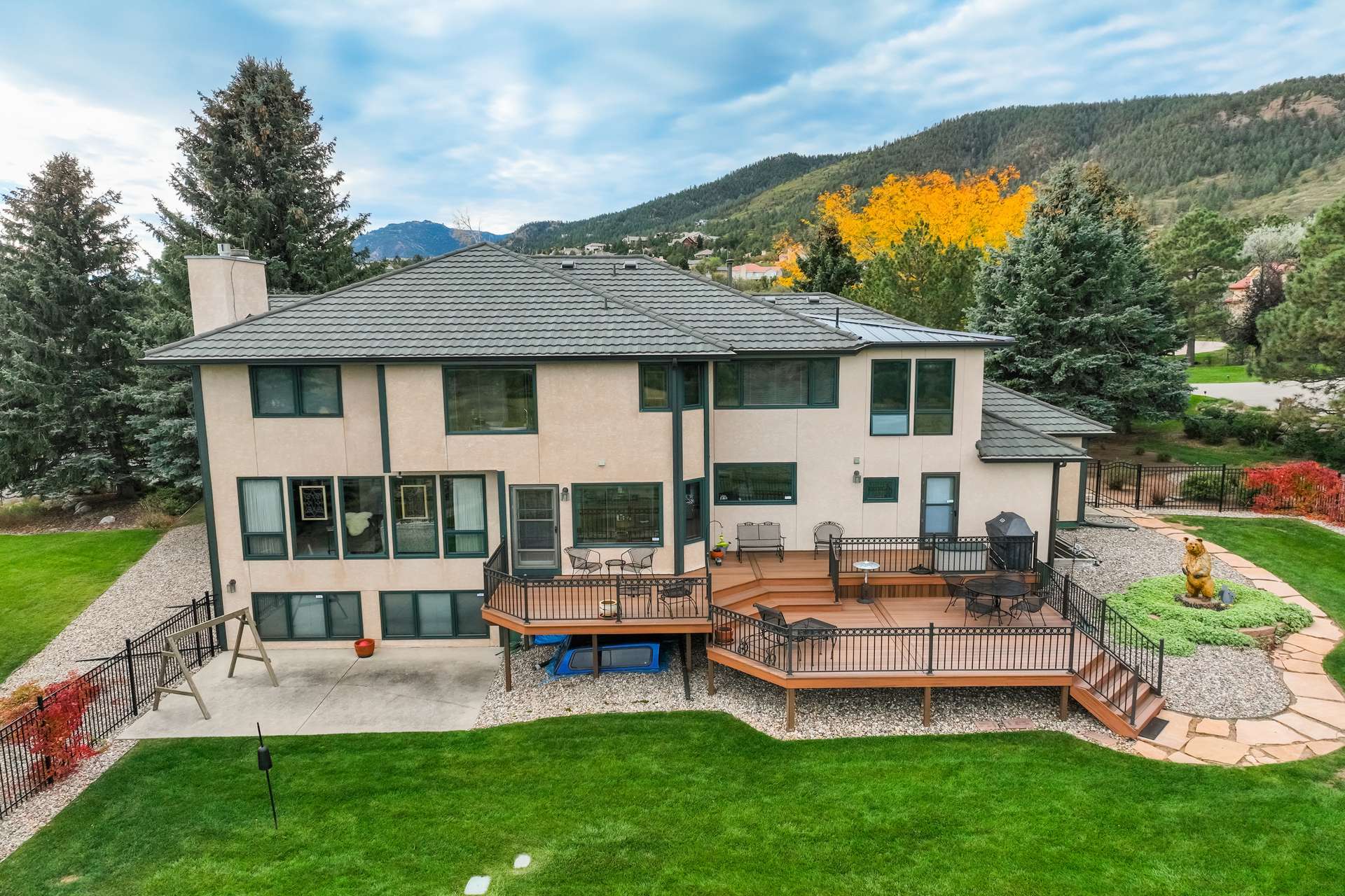 3210 Electra Dr S presented by Brian Rief – FēD
