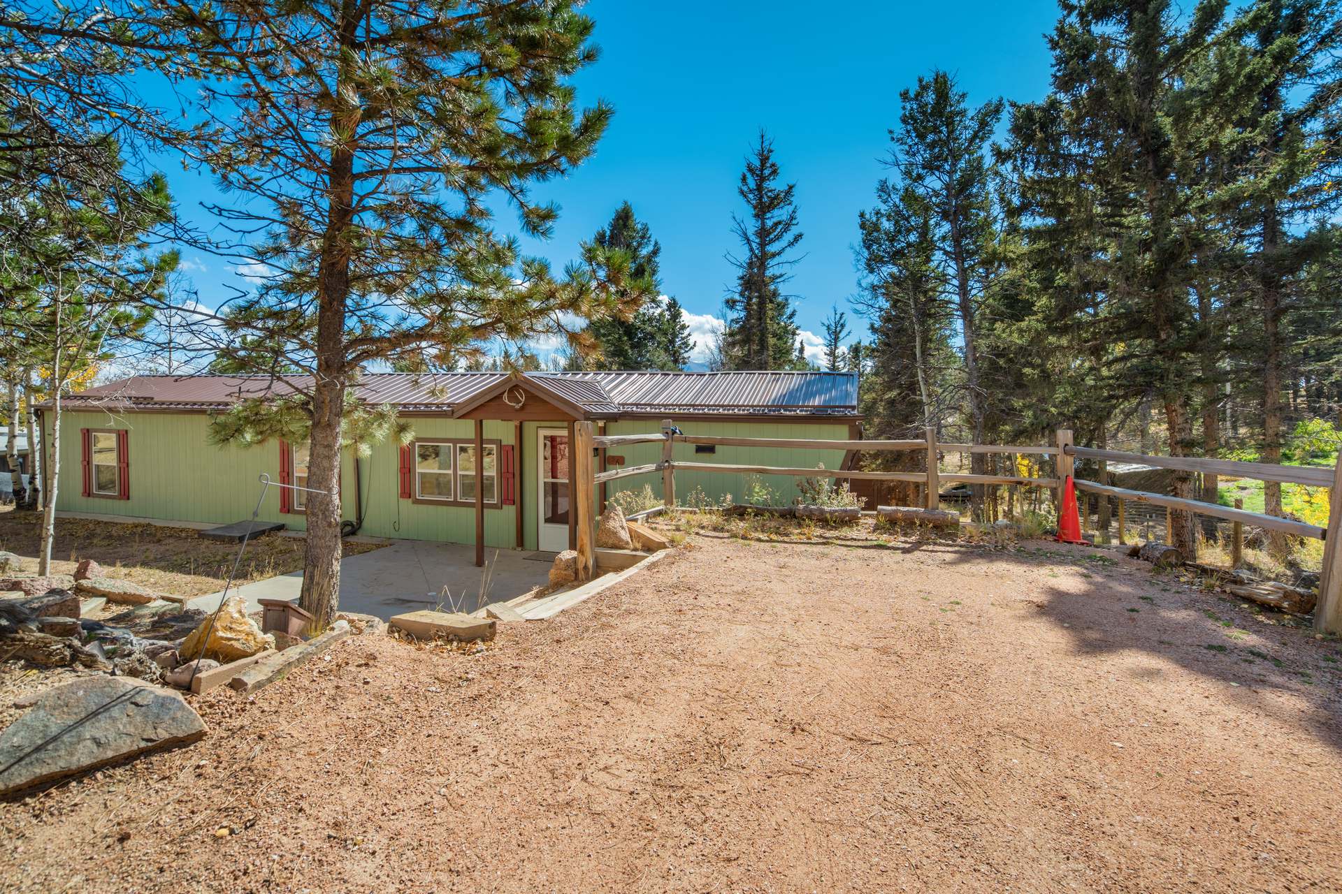 56 Daisy St – FēD
