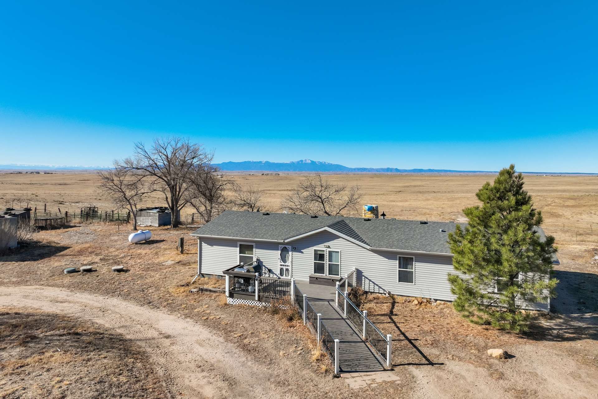7080 Calhan Rd – FēD